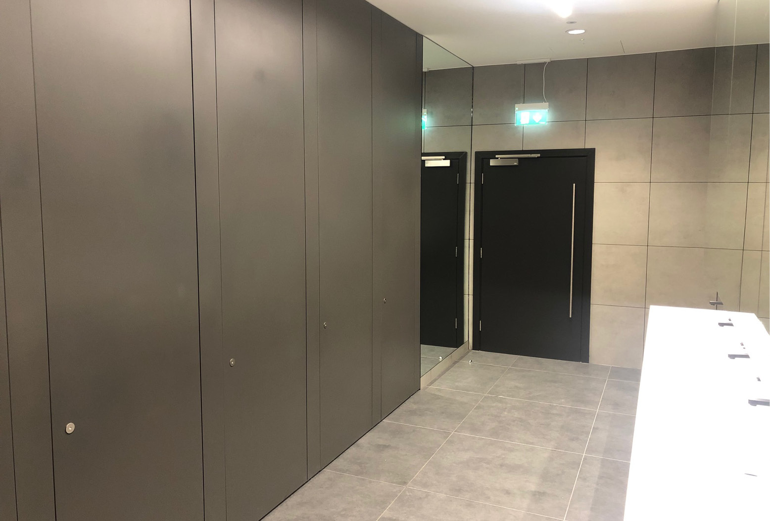 Unity Full Height Privacy | Venesta Washrooms