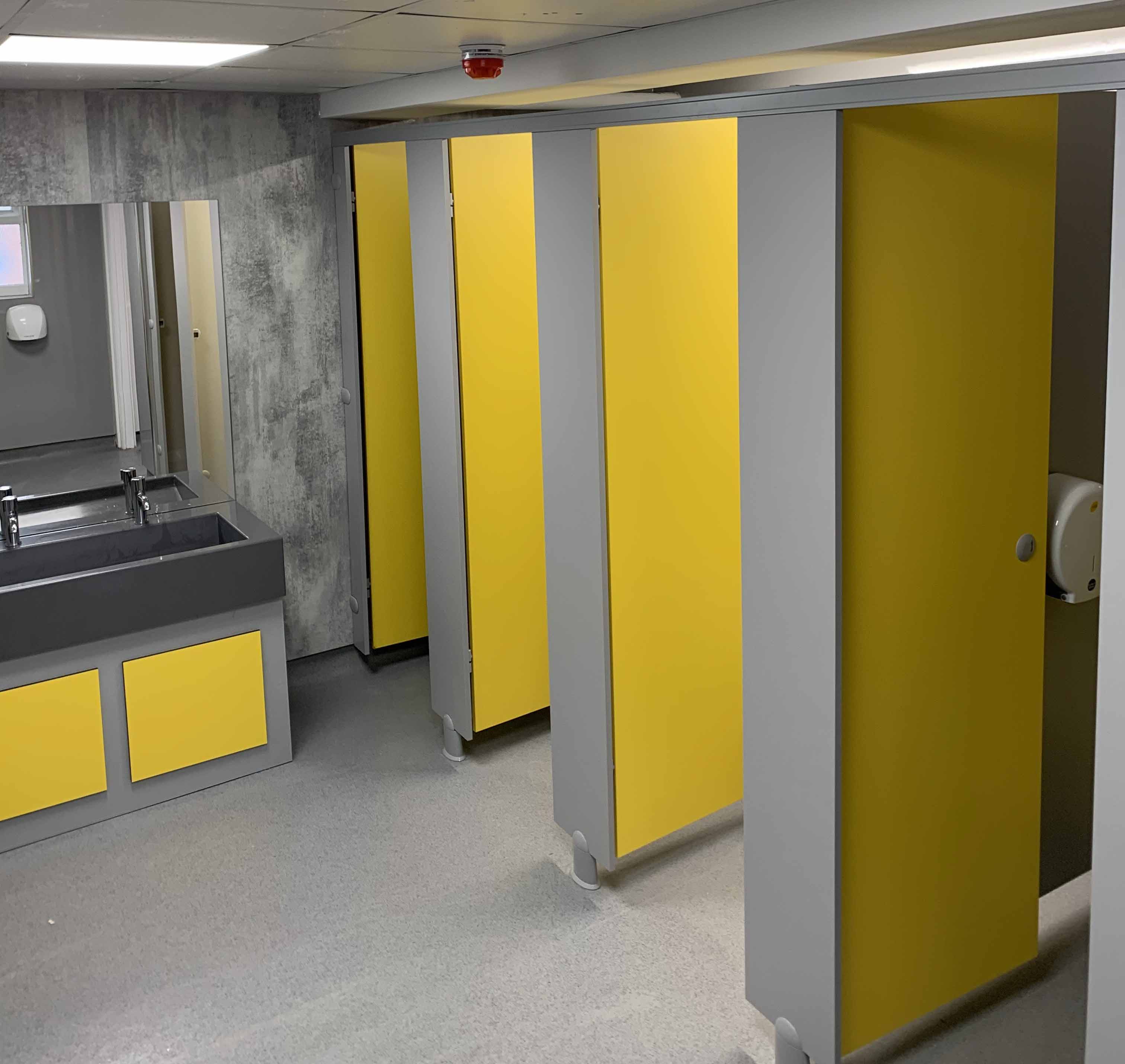 Marian Vian Primary School, KS2 Boys | Venesta Washrooms